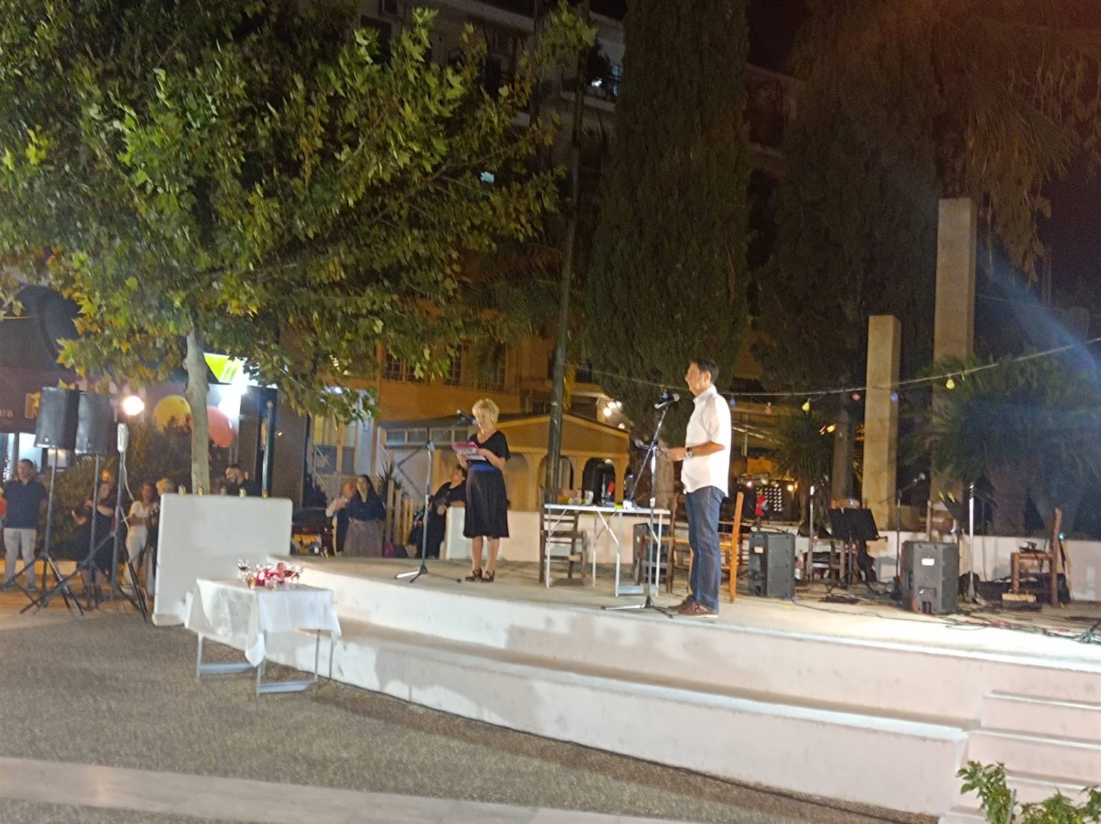 ΚΙ ΕΓΩ ΣΕ ΓΥΡΕΥΑ ΣΤΙΣ ΤΖΙΤΖΙΦΙΕΣ - Σύλλογος ΠέΖΟ - Σύλλογος ΠέΖΟ